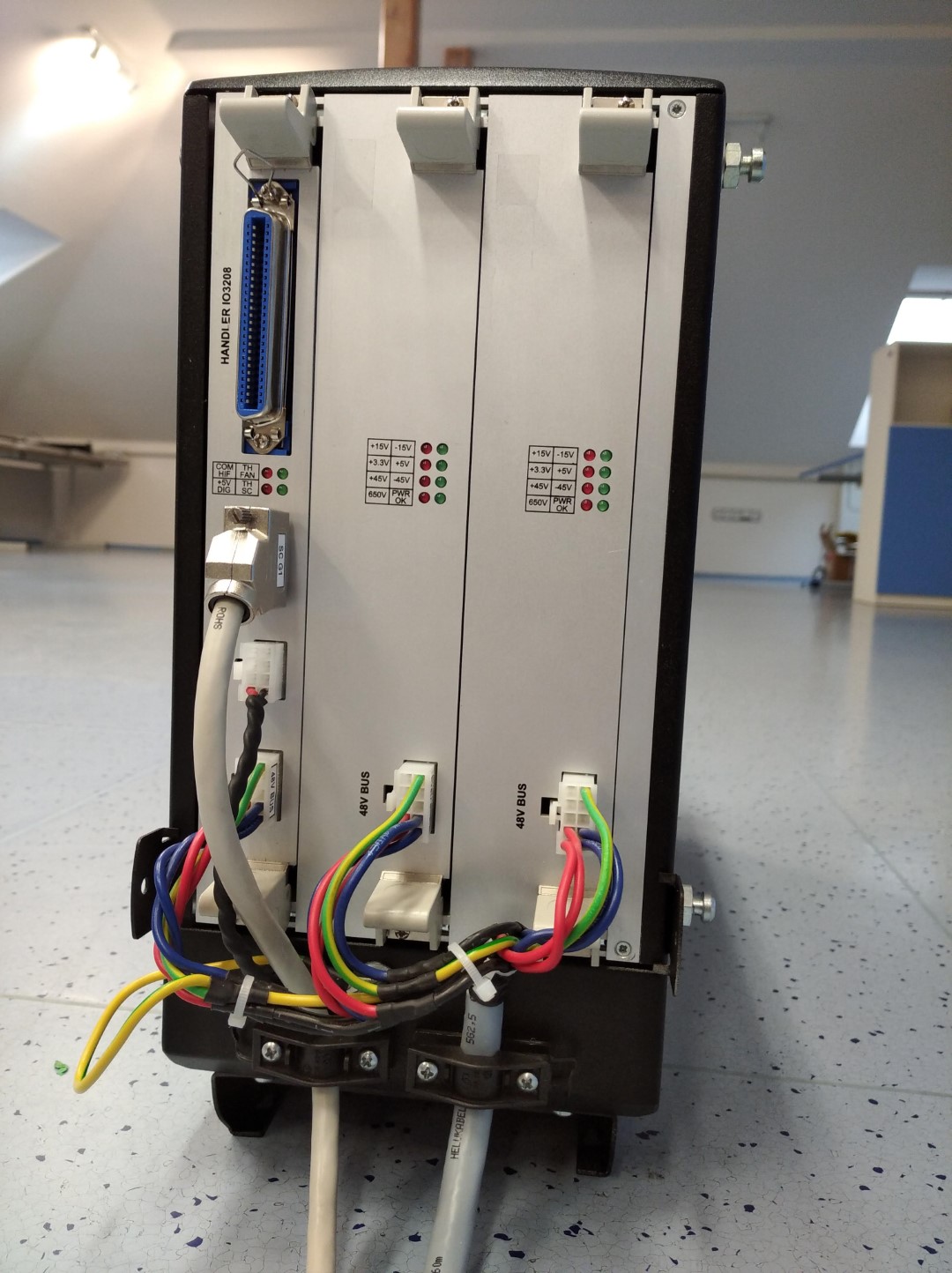 EFFITEST e50 | Semiconductor Testers | Products | UNITES Systems a.s.